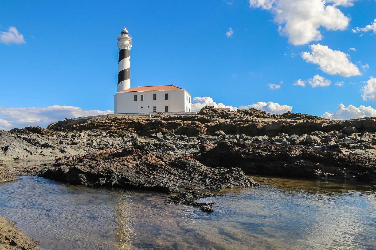 La randonnée des phares de Minorque - Voyage Baleares | Atalante