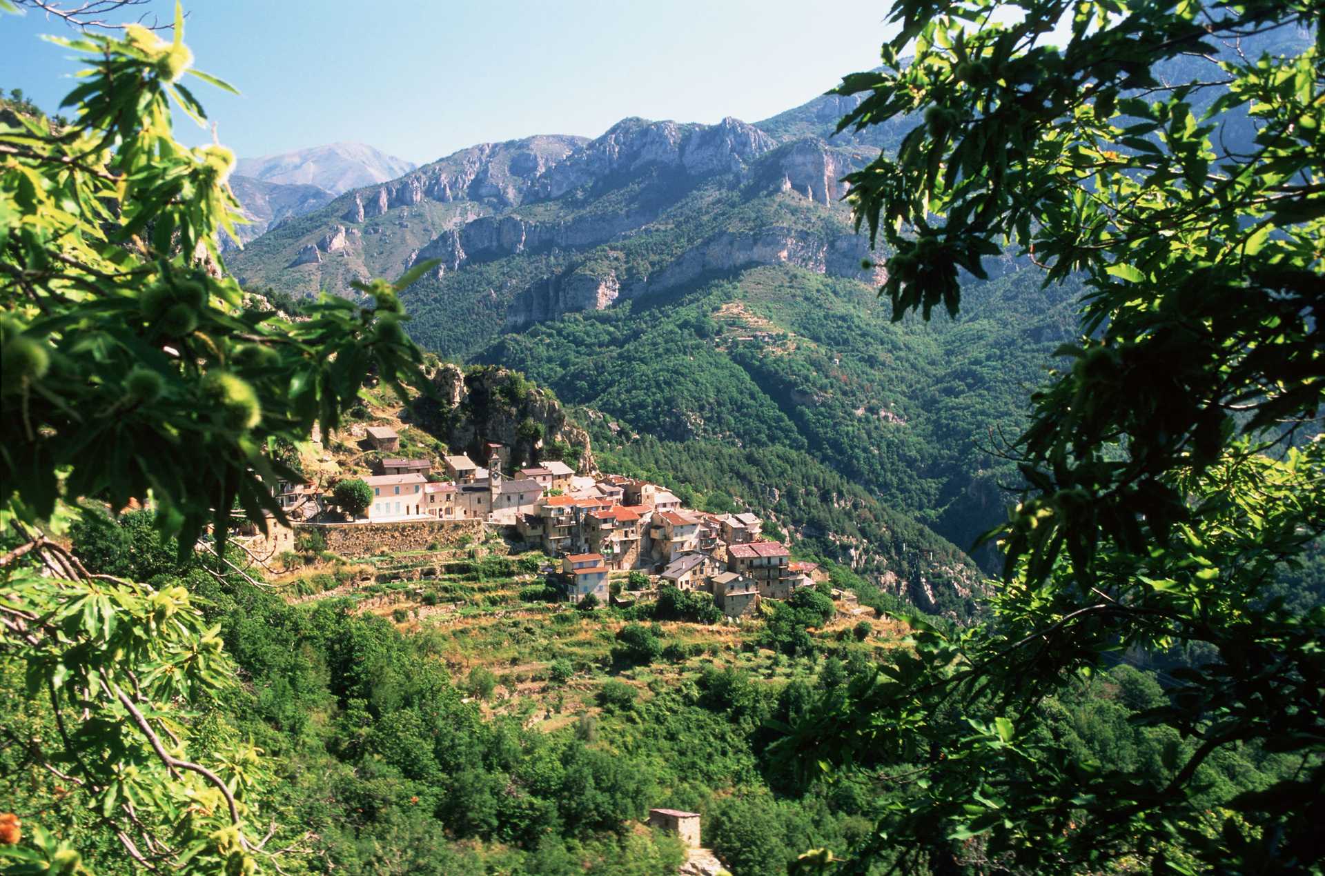 Voyage France : Villages de la Roya & vallée des Merveilles | Huwans